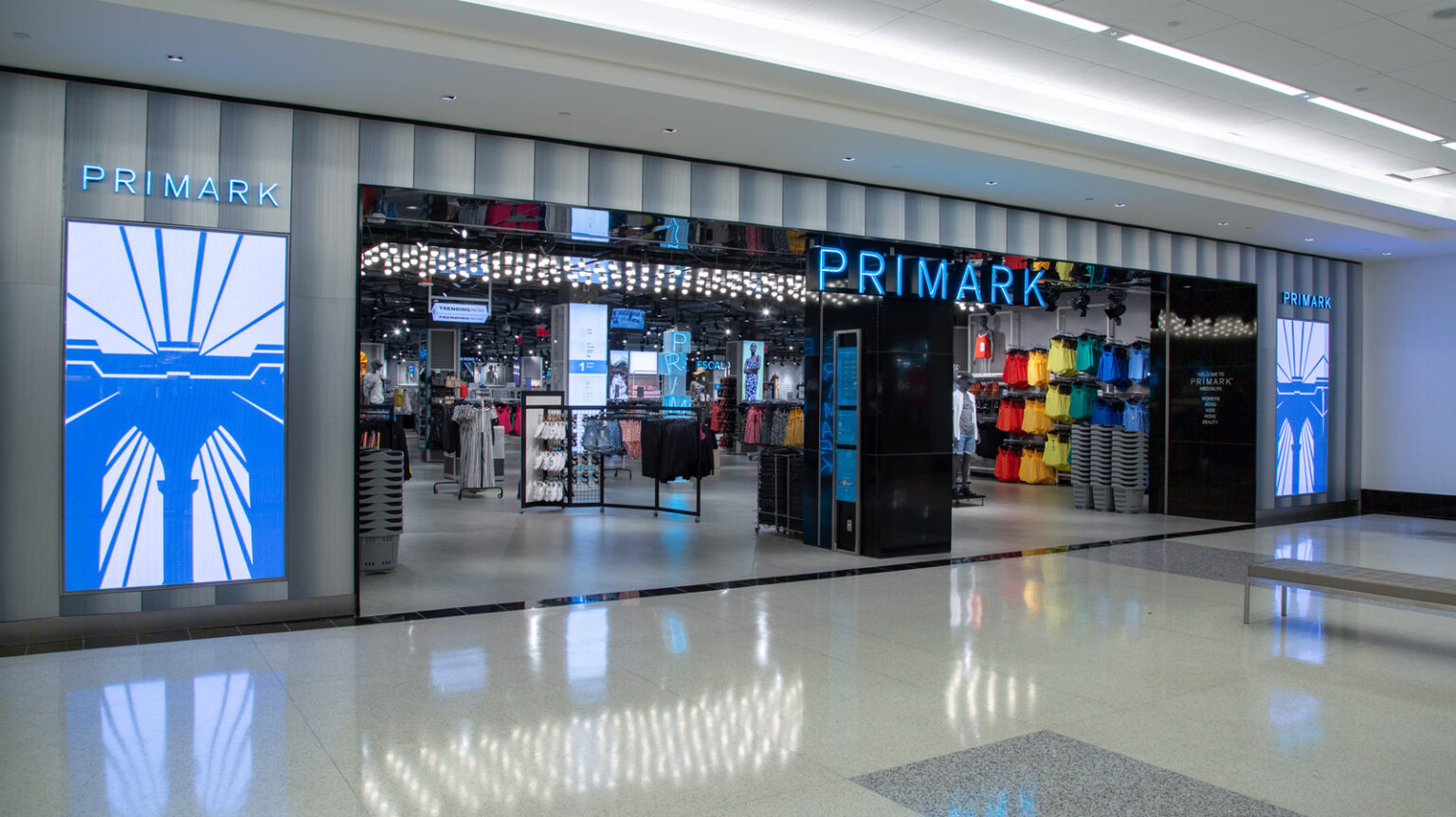 Retail Storefront - Moz Designs | Architectural Products + Metals